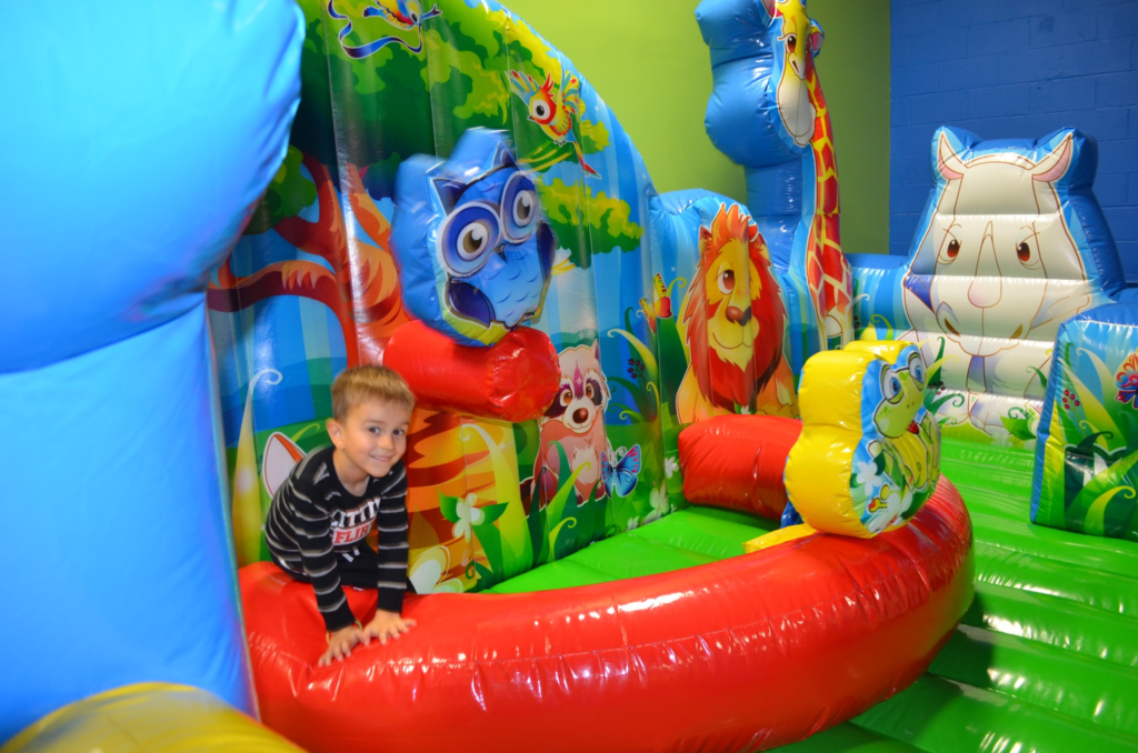 VinKari Safari | Children's Indoor Playground and Party Place